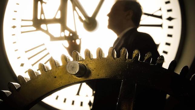 ¿Retrasar el reloj una hora para siempre?