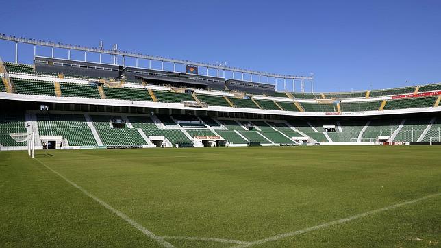 El estadio del Elche C. F. seguirá sin licencia de actividad hasta ...