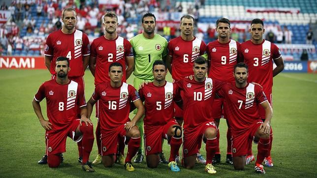 Gibraltar, goleada en su primer partido oficial