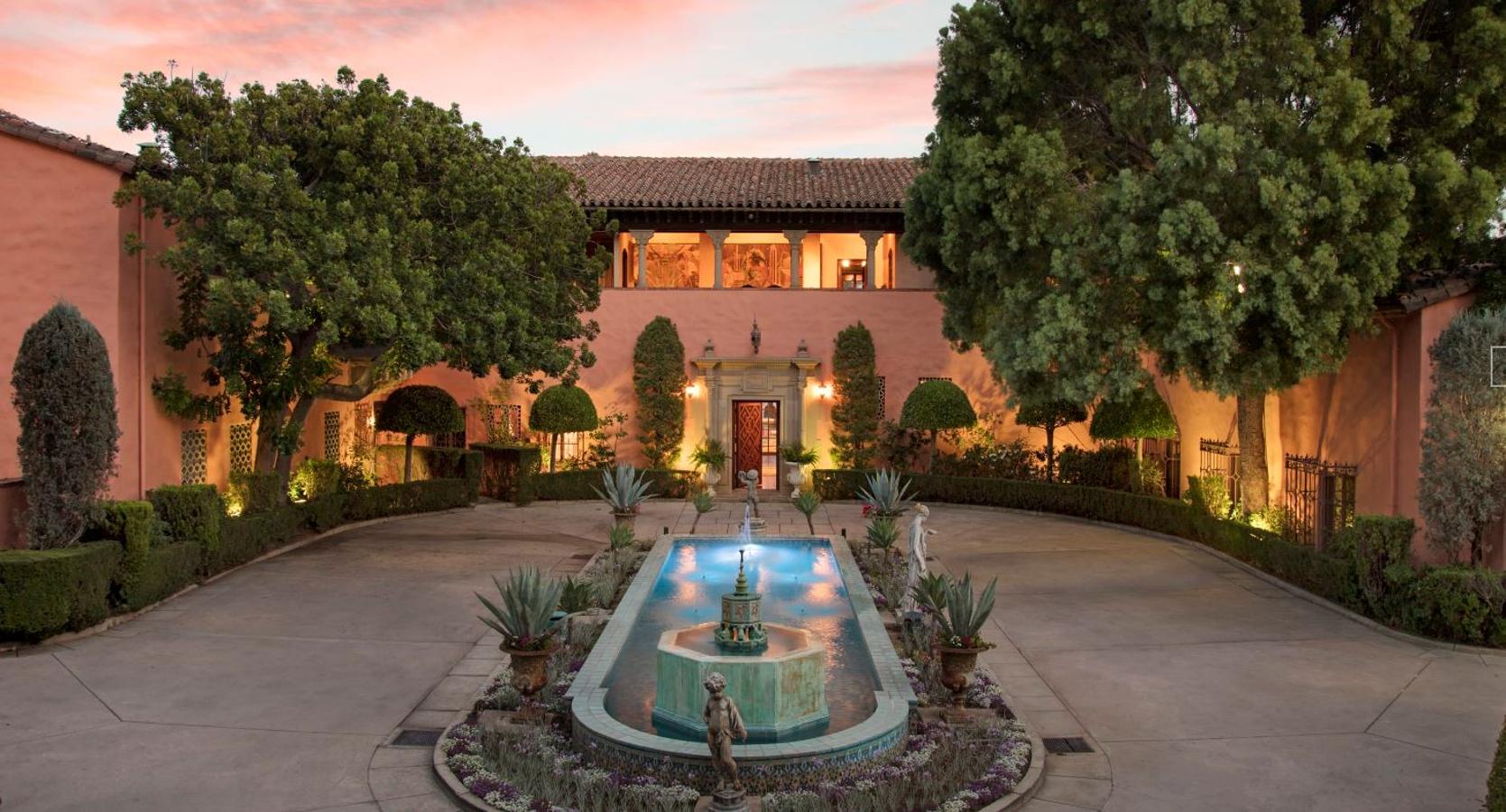 La mansión de Vito Corleone, a la venta por 113 millones de euros