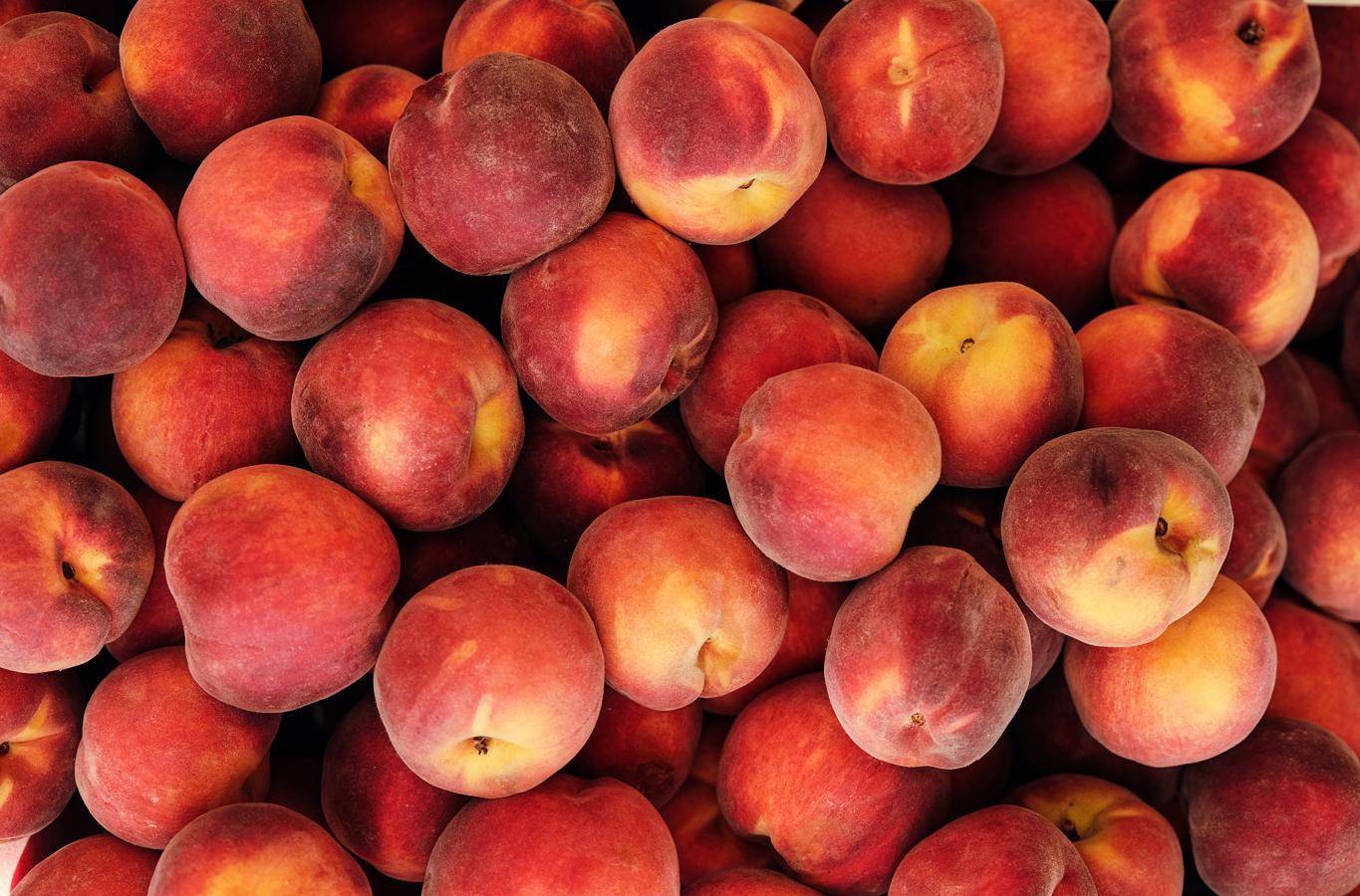 Las frutas y verduras que deberías comer con piel y cómo hacerlo con ...