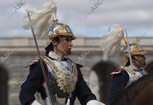 La odisea histórica de la Guardia Real, la unidad que se dedica a ...