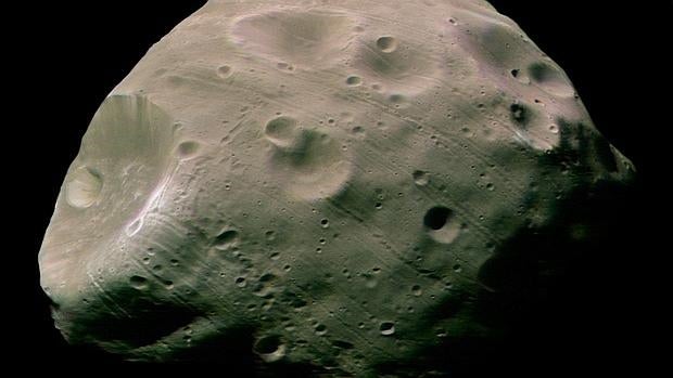 Fobos, la luna de Marte que se rompe poco a poco