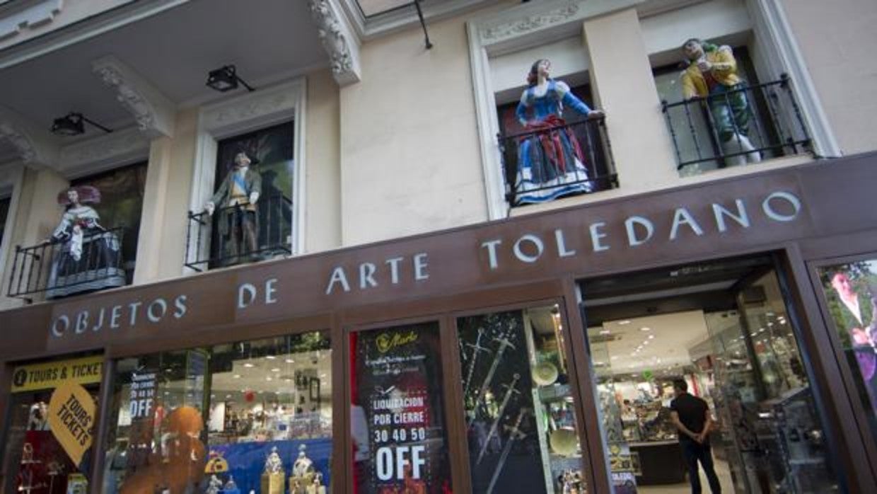 Adiós a la tienda de arte toledano: la última mirada de las otras ...