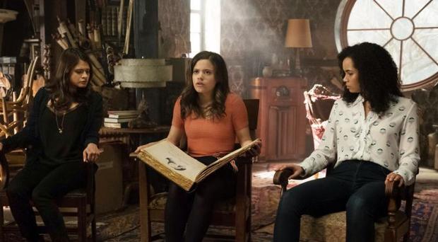 «Embrujadas», una copia del original sin la savia vieja