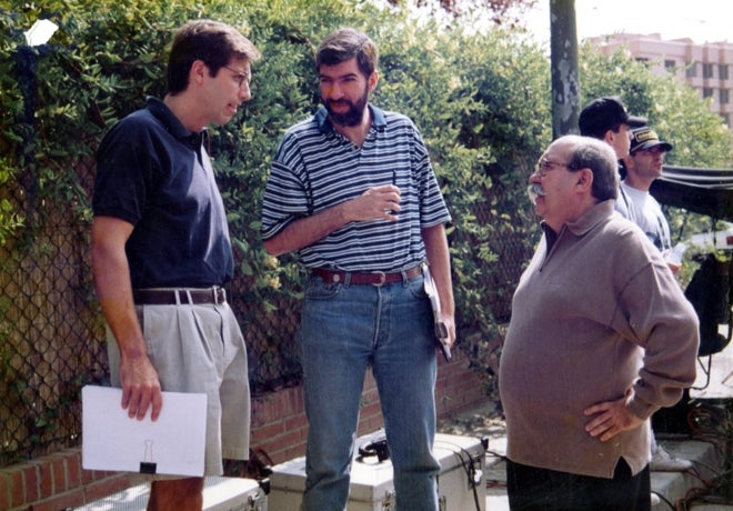Manuel Valdivia, el primer 'showrunner' español, maestro de guionistas ...