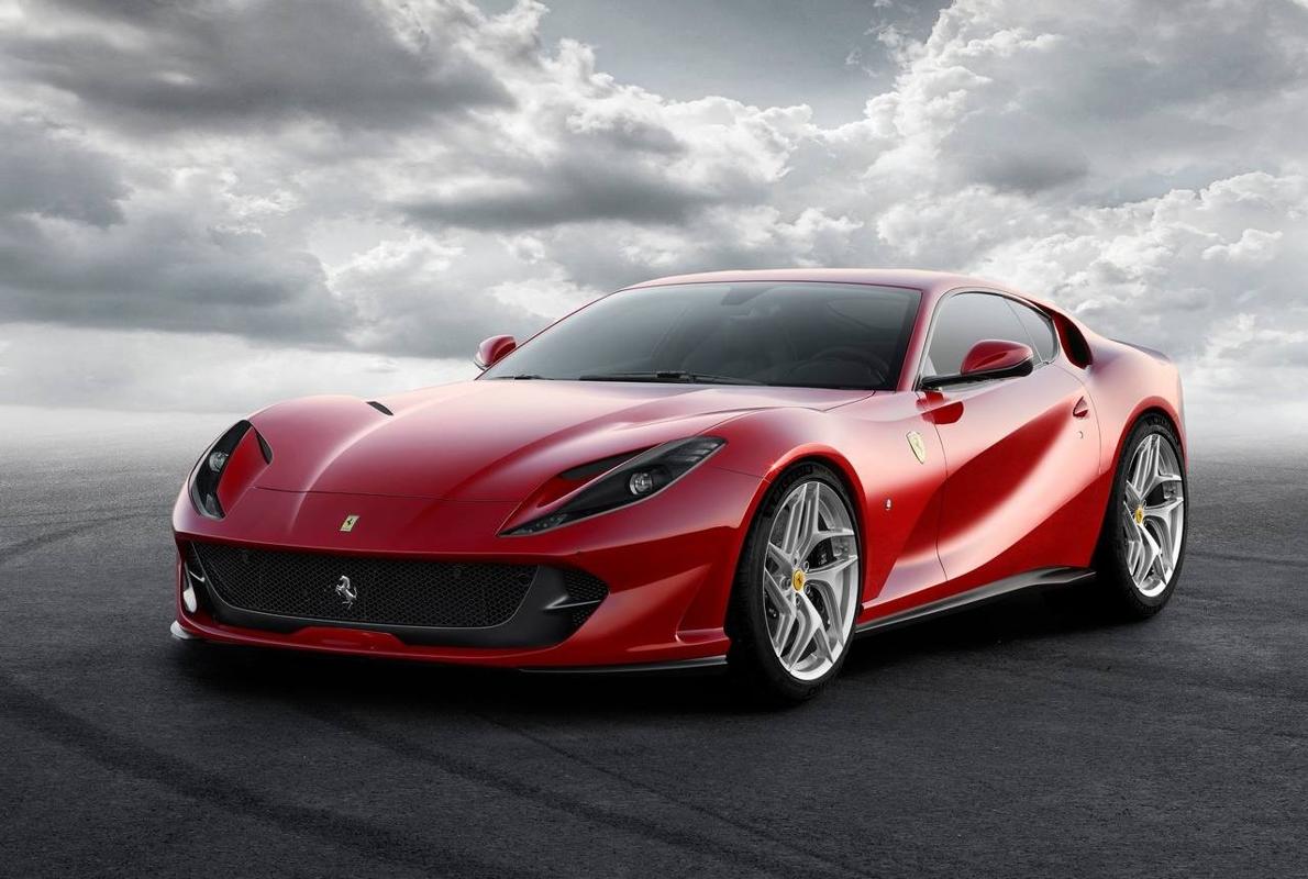 Lujo y potencia máxima en lo último de Ferrari