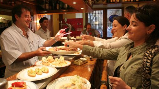 Diez de los mejores bares de pintxos de San Sebastián